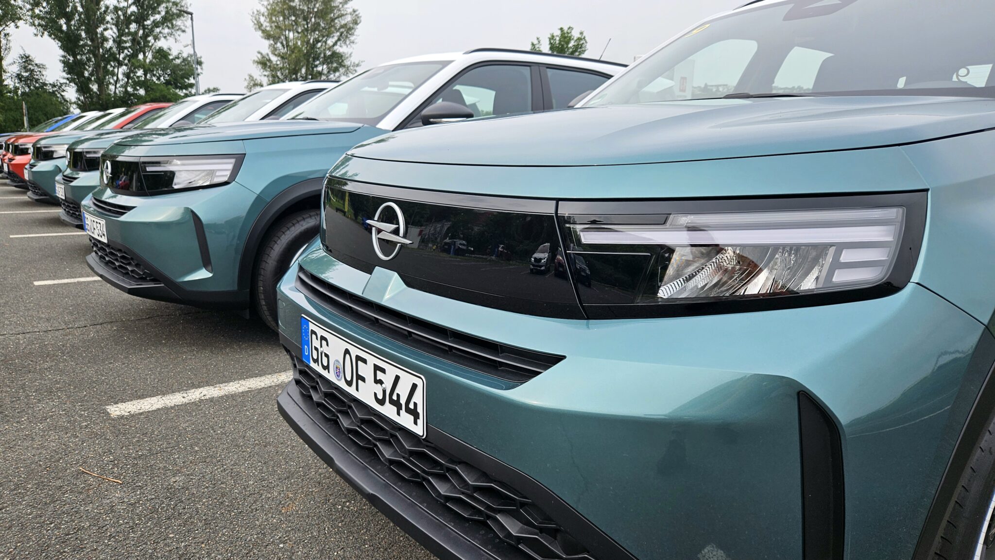 První jízda / Test Opel Frontera 2025: Návrat klasiky v novém stylu ...